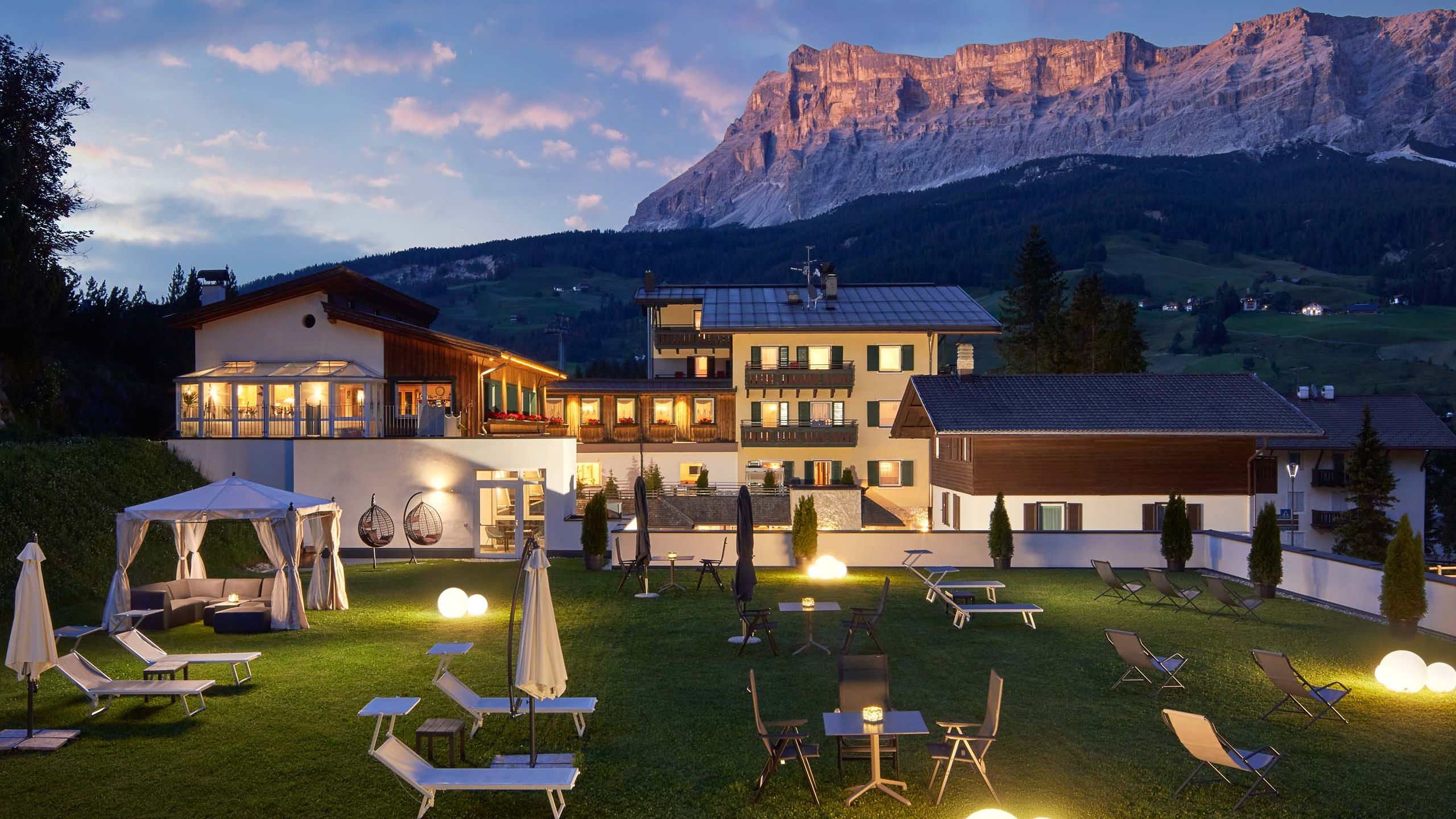 Ein bezauberndes Hotel in Alta Badia – mitten in den Dolomiten